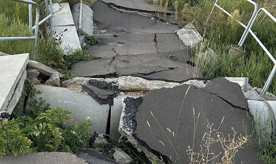 Elmosta az eső a verpeléti kerékpárutat – senki nem felelős, mégis 17 ...